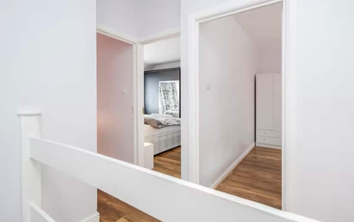 Large 5/6 Bedroom House Ipswich - Ipswich