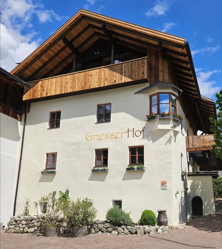 Griesserhof - Winery Suite Sauvignon - Meransen