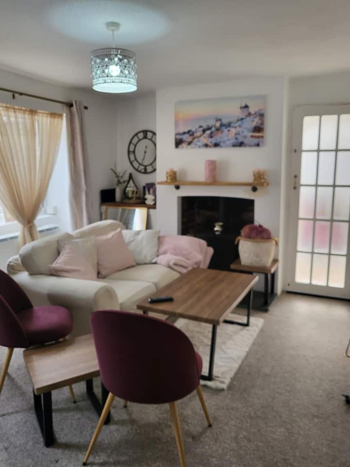 Quaint 1-bed Cottage, Ilminster - Crewkerne