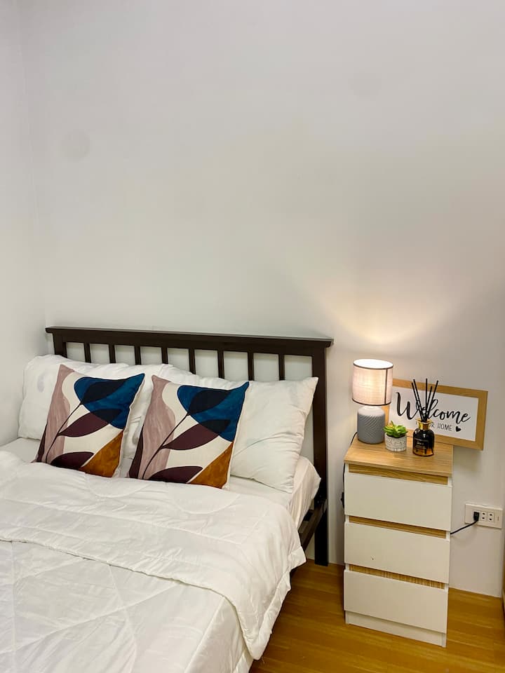Small Private Suite | Heart Of Antipolo City - Antipolo