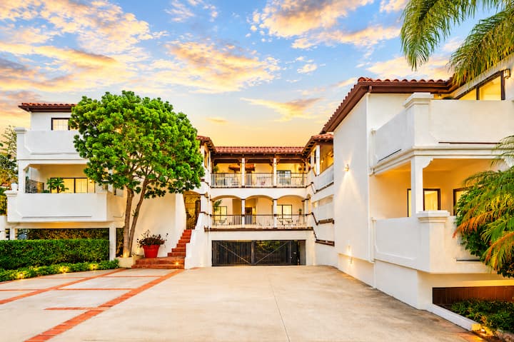 Mins To Beach, Perfect For Families, Amazing Views - Costa Mesa, CA