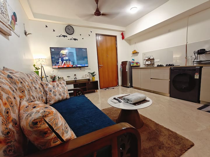 Luxe Dream Studio @Hiranandani Estate Thane - Thane