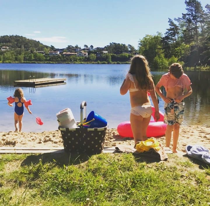 Enebolig Med Parkeringsplass - Kristiansand