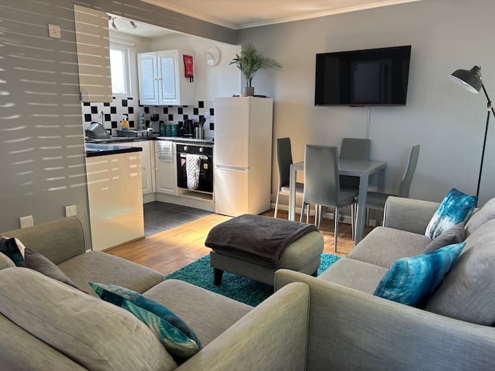 Romney Sands Beachside Chalet - St Mary's Bay
