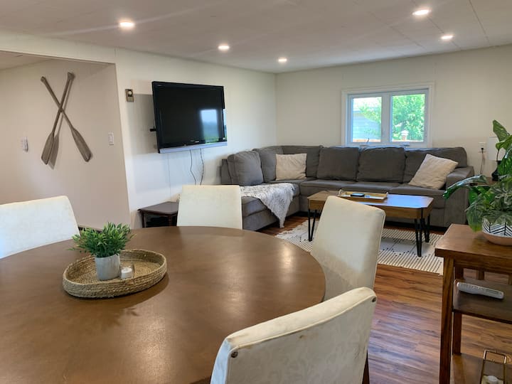 Bella Beach Retreat - Gananoque