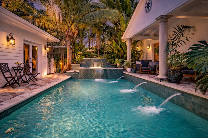 Maison Tropicale Avec Piscine, Maison D'hôtes Et Barbecue - Palm Beach, FL