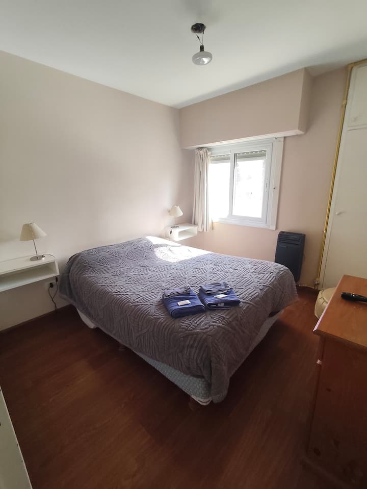 Depto. Céntrico Con Cochera Sin Costo Adicional - Bahía Blanca