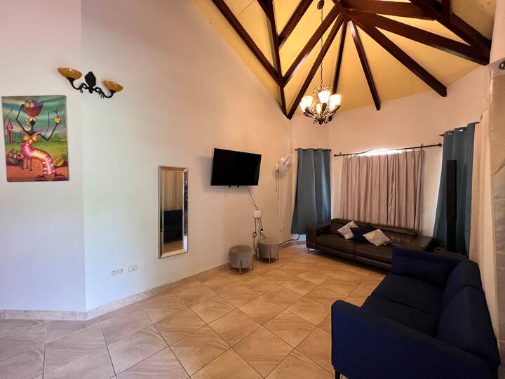 Hermosa Casa En Puerto Cortés - Puerto Cortés