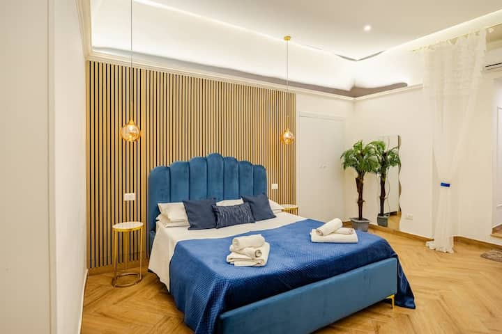 Mina Room • Historic Center • 4 Guests - Napoli, İtalya