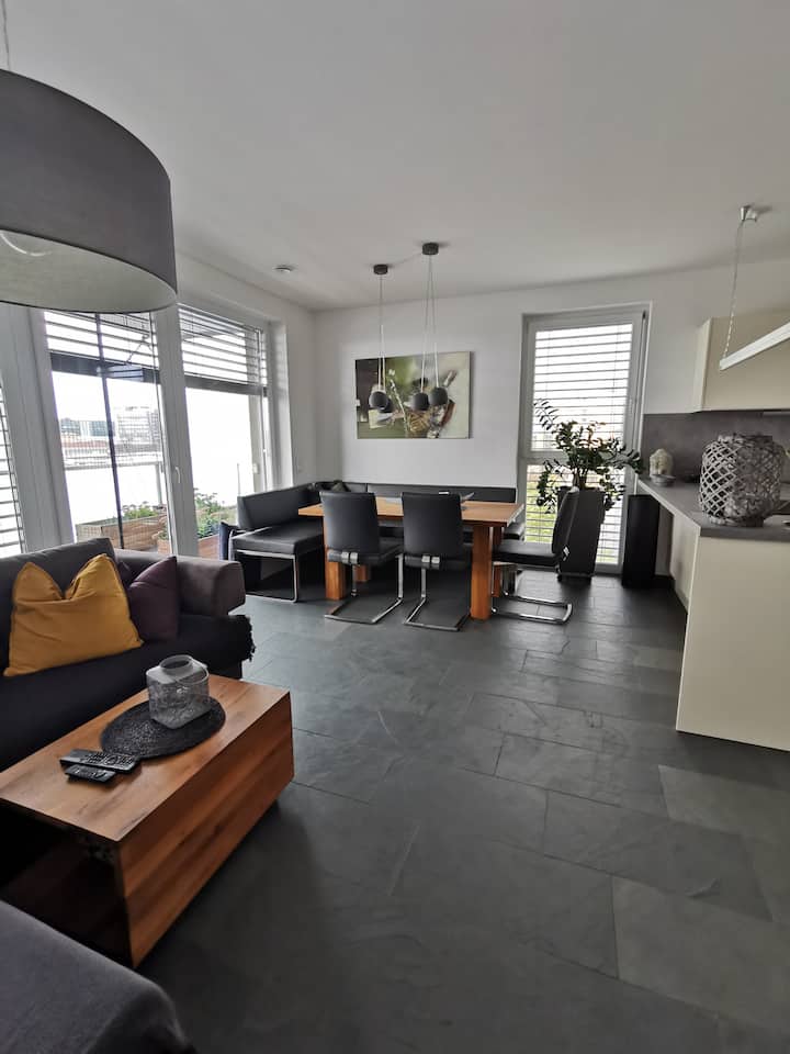 Panoramablick Mit Style Für Langzeitaufenthalte - Linz