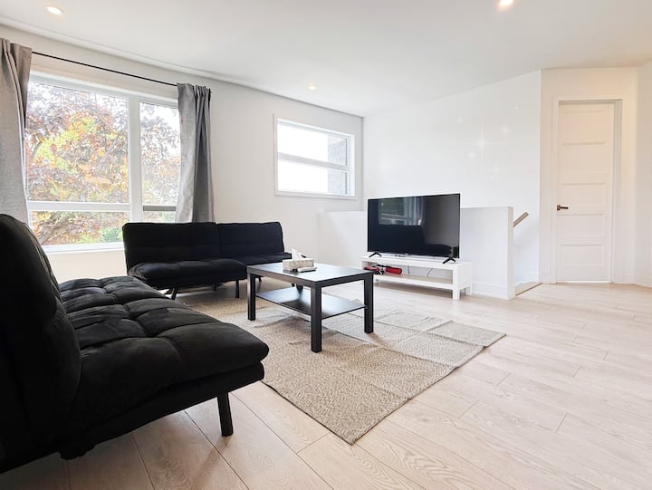 Bright 3br | Family-ready Near Parks & More - Longueuil