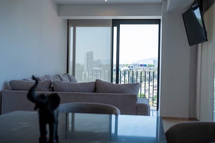 Depa 3 Habitaciones Con Balcón Cerca De Andares - Zapopan