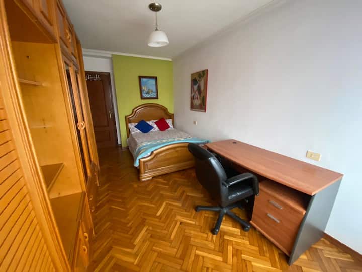 Habitación Céntrica Y Cómoda - Gijón