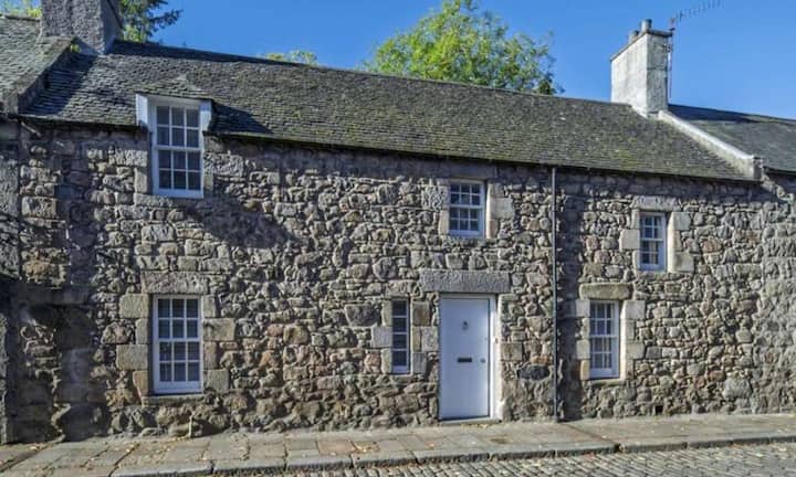 Snow Cottage, College Bounds - Aberdeen