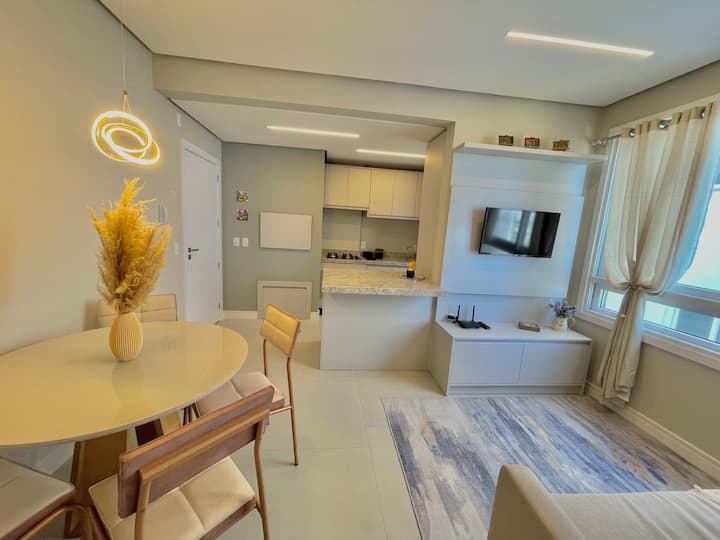 350m Praia, Junto A Praça Flavio Apt 1dorm,ar Cond - Capão da Canoa