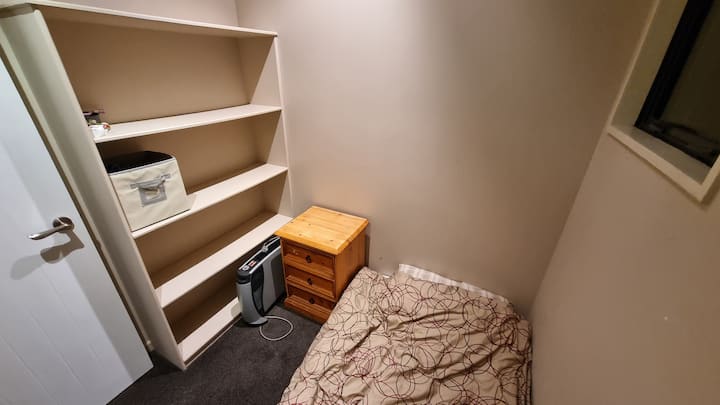 A Small Room Good For Limited Budget Ppl - Wanaka