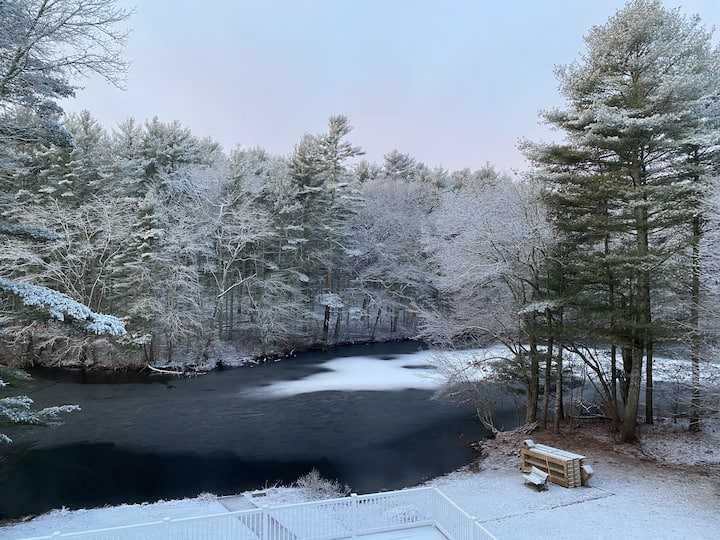 Direct Waterfront Apt W Pool; By Casinos/mystic - Pachaug State Forest, Voluntown