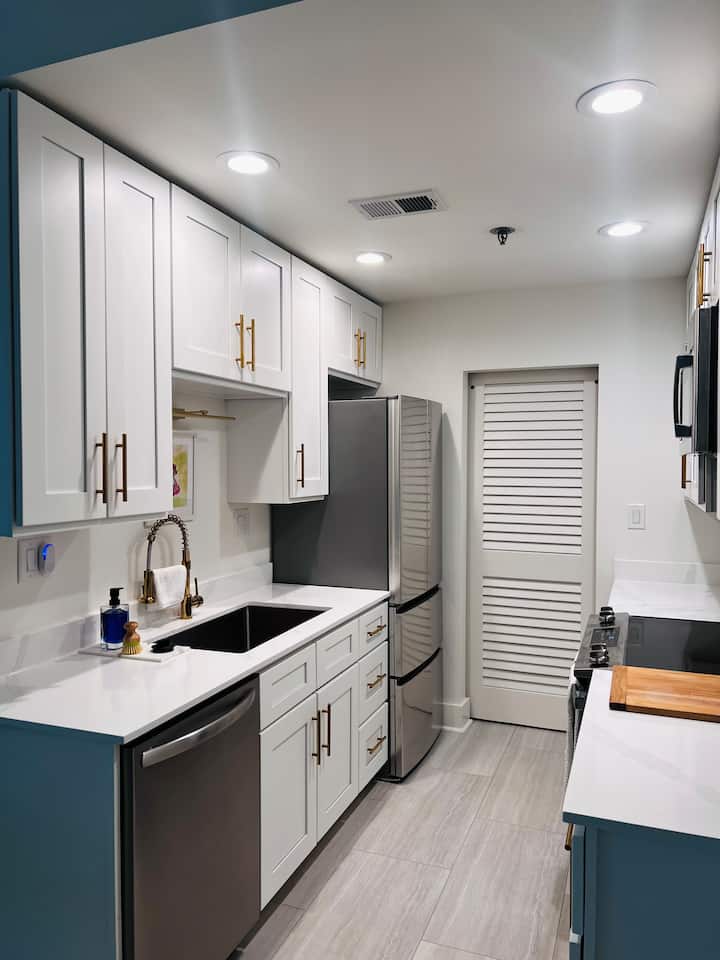 Natural Luxe Oasis Apt - Marietta, GA