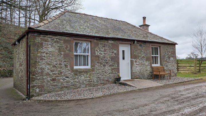 Sawmill Cottage - Tranquil Rural Escape - Lockerbie