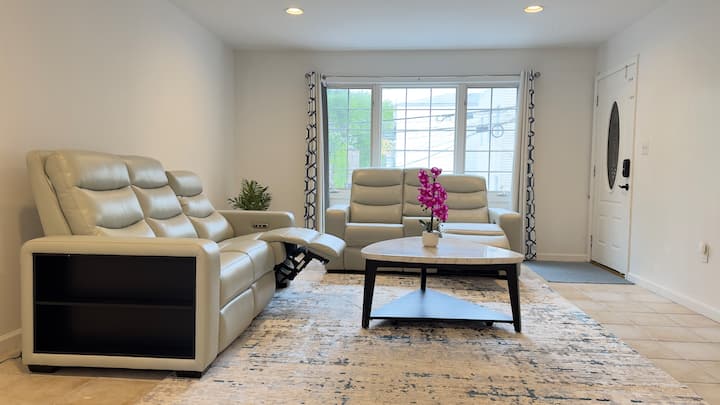 3br Cozy New Apt•free Parking •Just Mints From Nyc - マンハッタン, NY