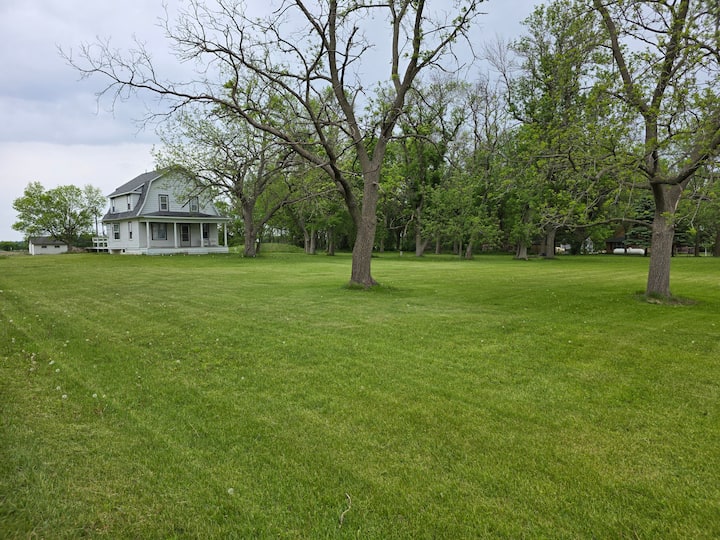 Welcome To Grandma's Cottage! - Austin, MN