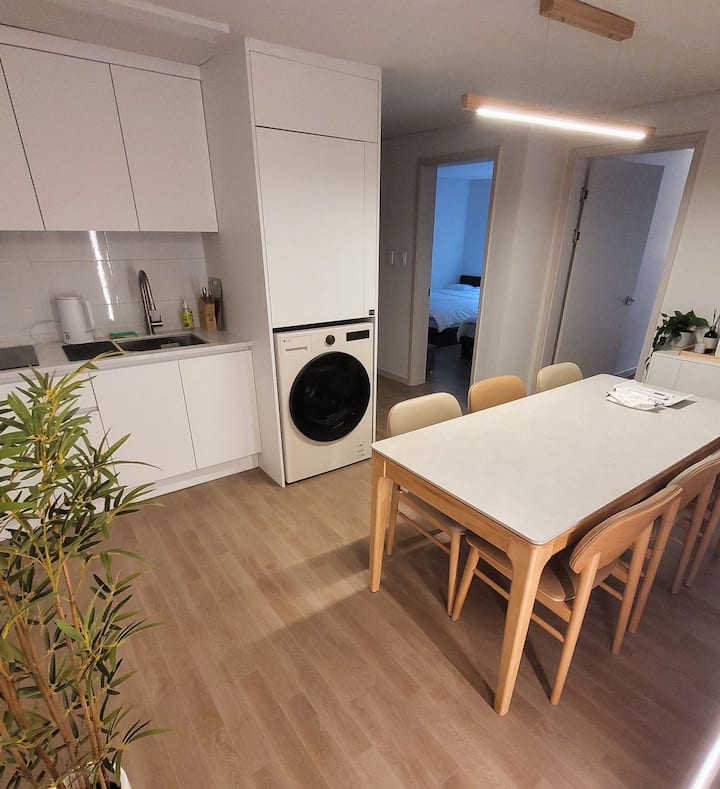 Meiville#kspo돔#올림픽홀#롯데월드#석촌호수#송리단길#석촌역도보 5분#리모델링1층 - 수진1동