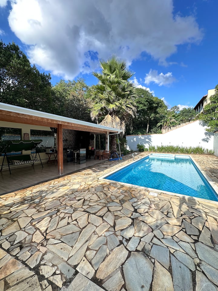 Casa Completa Em Condomínio Com Piscina E Academia - São Roque