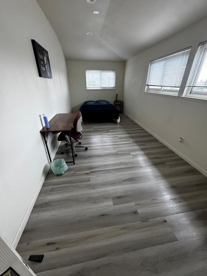 Great House Rm 7 - Fresno, CA