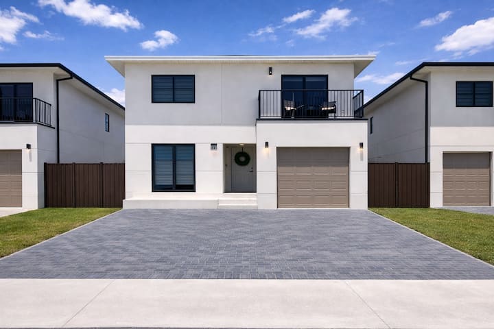 Spacious Family Home Near The Florida Keys - Florida City, FL