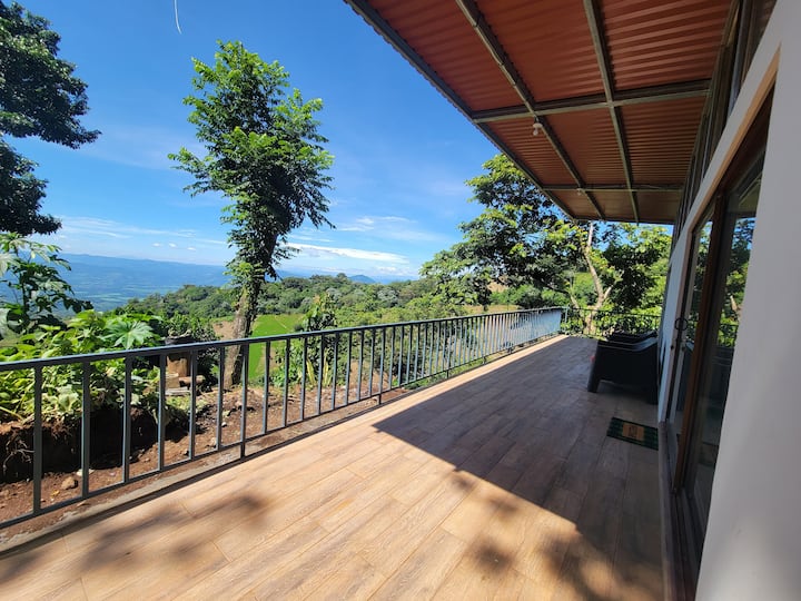 Secluded Escape With Unforgettable Volcano Sunsets - El Salvador