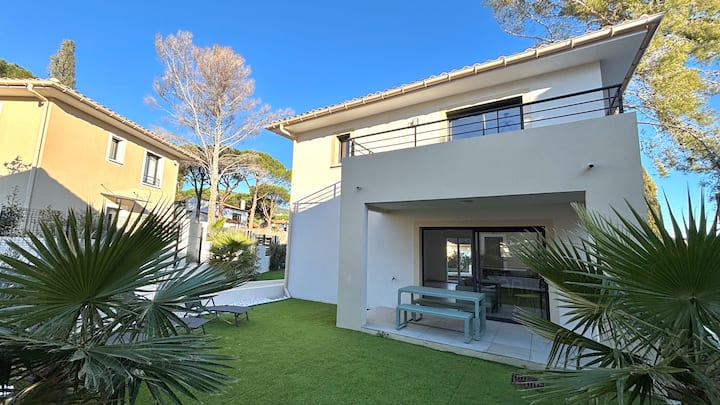 Villa Casabea - 3 Suites, Jardin & Plage à Pied - Cavalaire-sur-Mer