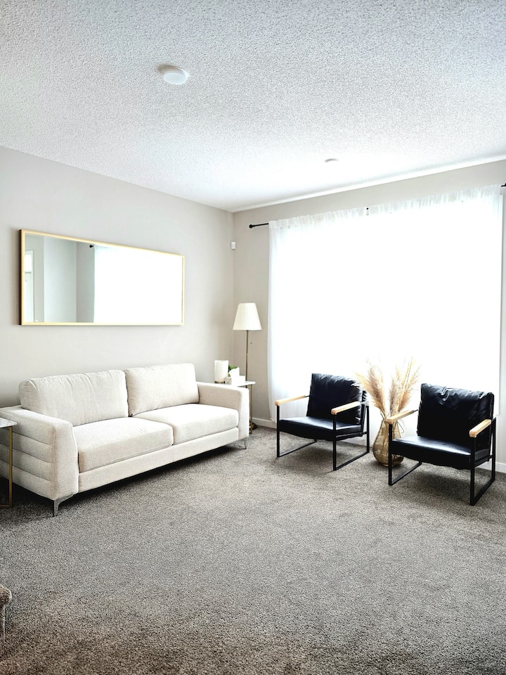 All-to-yourself 4br Home+basement | Near Airport - 卡加利