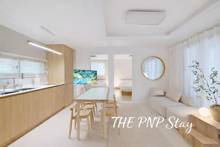 [조기 예약 할인] 넓고 편안한 1층 감성숙소｜최대 8인 친구·가족 여행｜홍대·명동·동대문 - Seoul