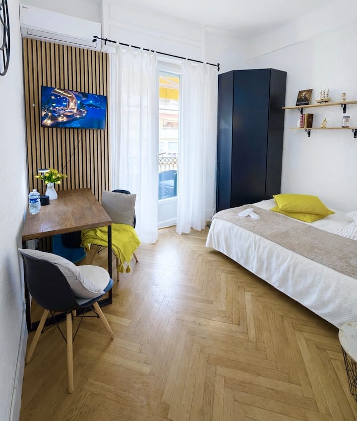 Studio In The Center Balcony/ac - Nizza