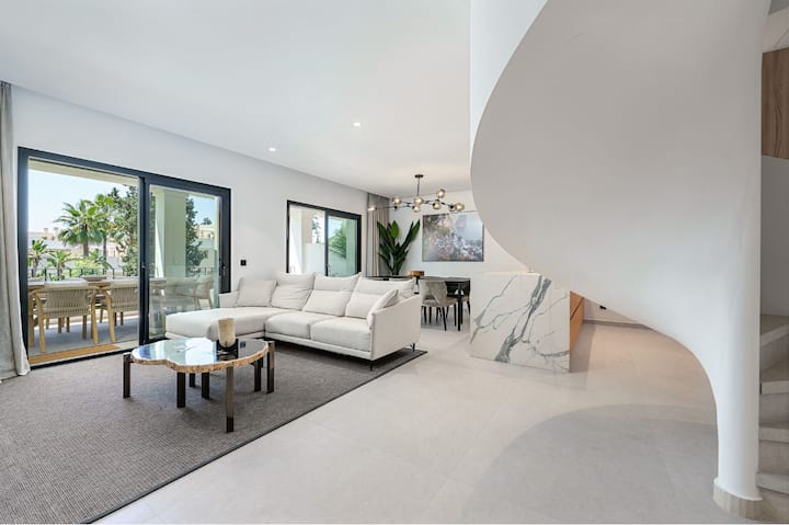 Triplex En Aloha Gardens/ Nuevo/ 4 Habitaciones - Marbella