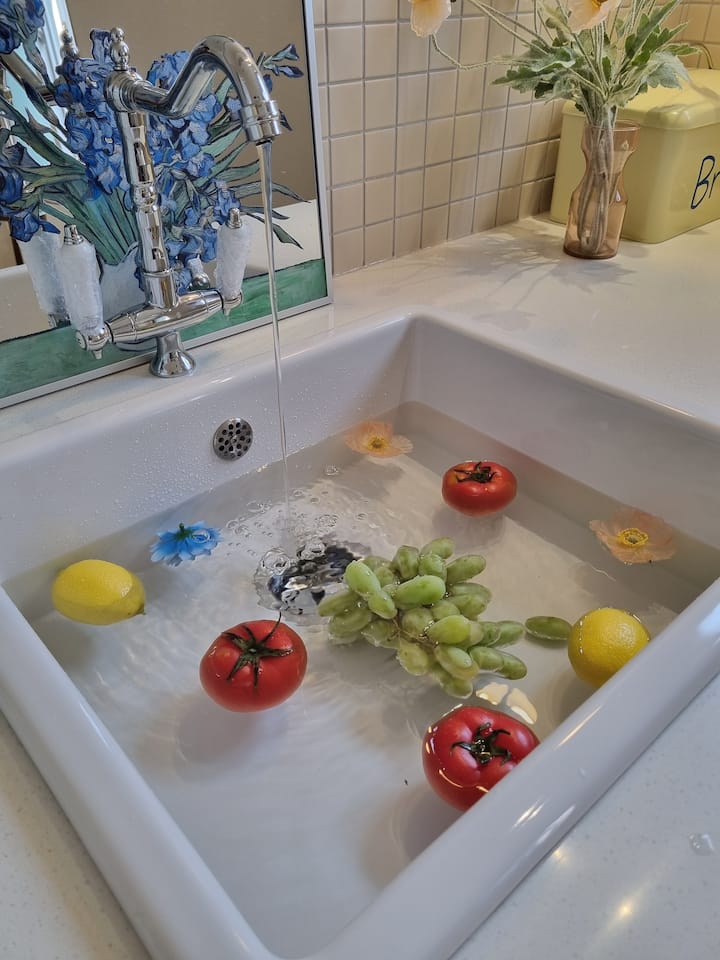 [오픈특가]동문스테이301#공항근처#동문야시장5분#우진해장국5분#빔프로젝트#넷플릭스#유튜브 - Jeju-si