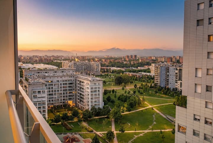 Panoramic Terrace 16th Floor • Private Parking - Milan