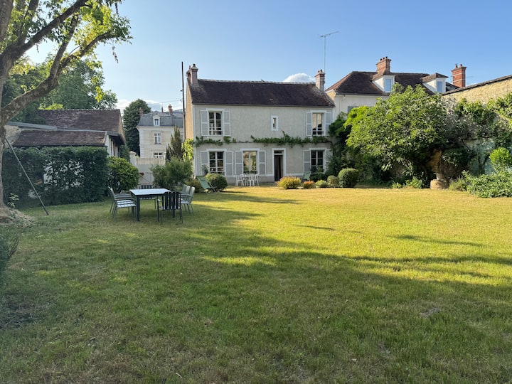 Jardin - Hypercentre - Parking - Fontainebleau