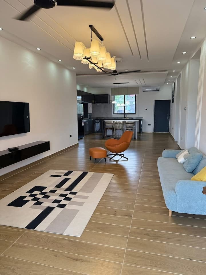 Luxurious Two Bedroom Furnished Apartment - Accra