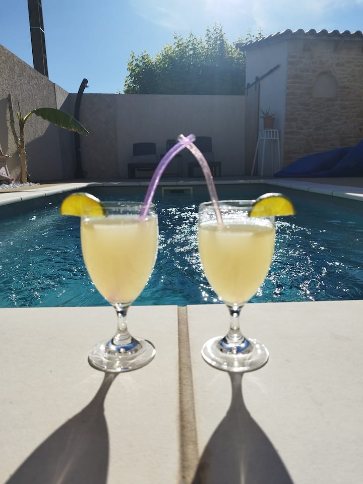 Logement Avec Piscine 2 Chambres - Avignon