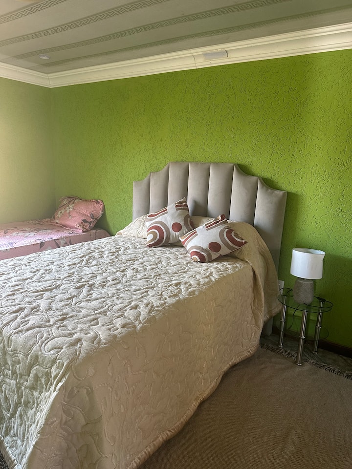 Harmsula Guest House Sebokeng - Evaton