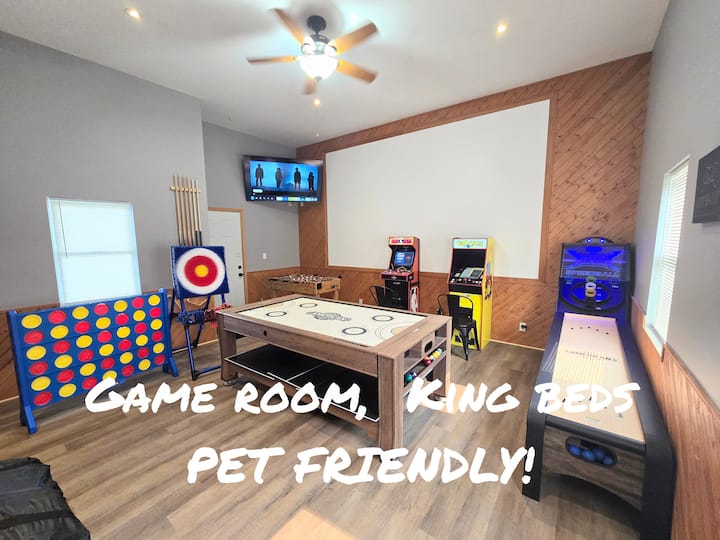 Lasalle Lounger.  Game Room! Walk To Downtown! - 스탠다드