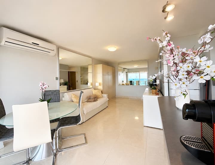 Superbe Appartement Front De Mer - Sunrise View - Cagnes-sur-Mer