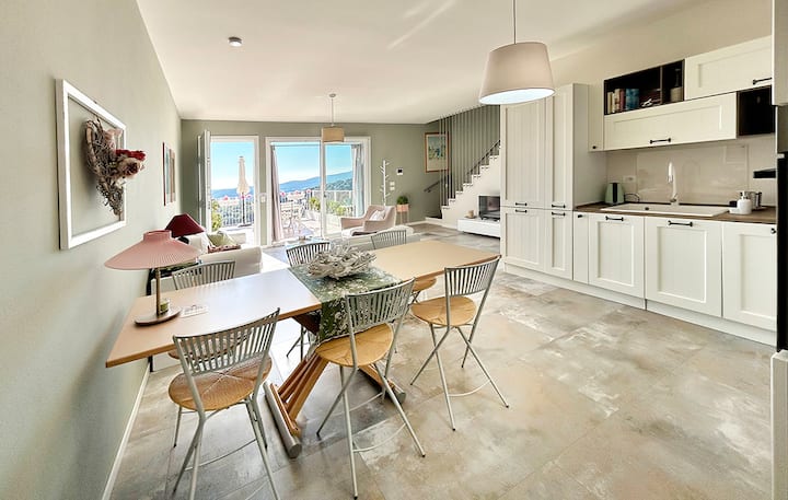 Homeliday Relax: Chic, Modern, Glam With A View - Follonica