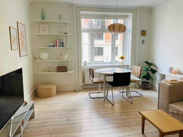 Lys Lejlighed På Indre ØSterbro - Copenhaguen