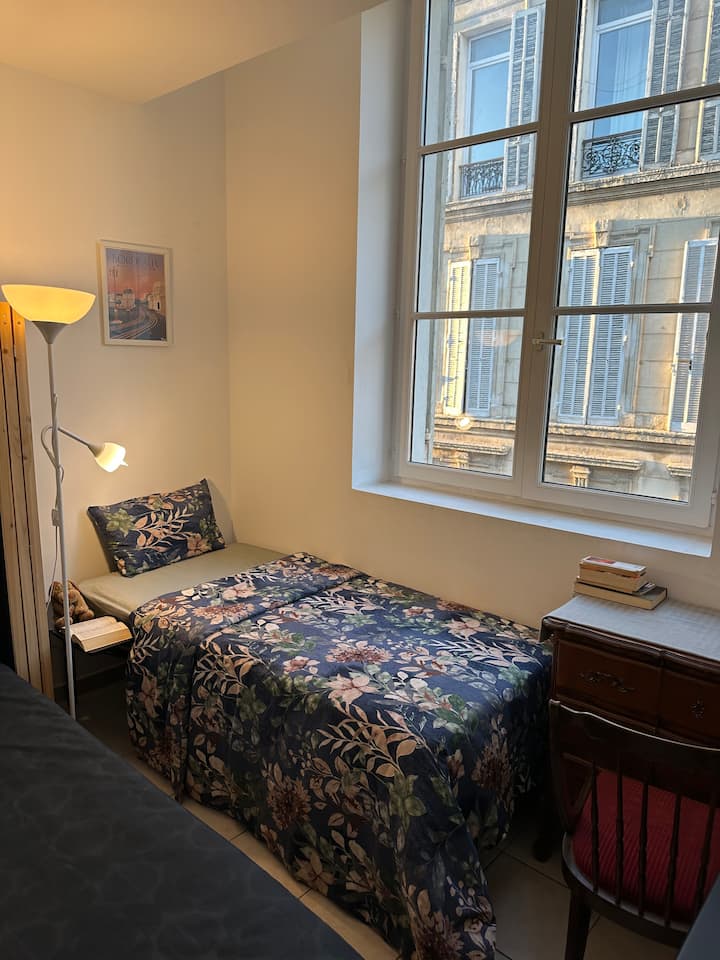 Shared Place Centre - Marseille