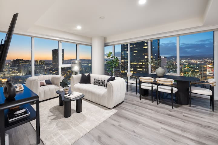 K-town Skyline Gem - Modern 3br - Historic Core - Los Angeles