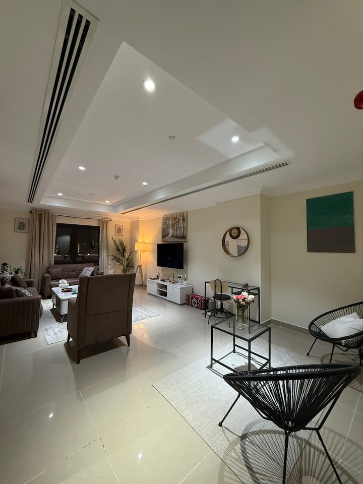 Luxury Sea-view 1br Above Porto Arabia Cafés - Qatar