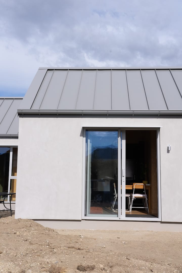 Newly Built Unit In Quiet Neighbourhood - Wanaka