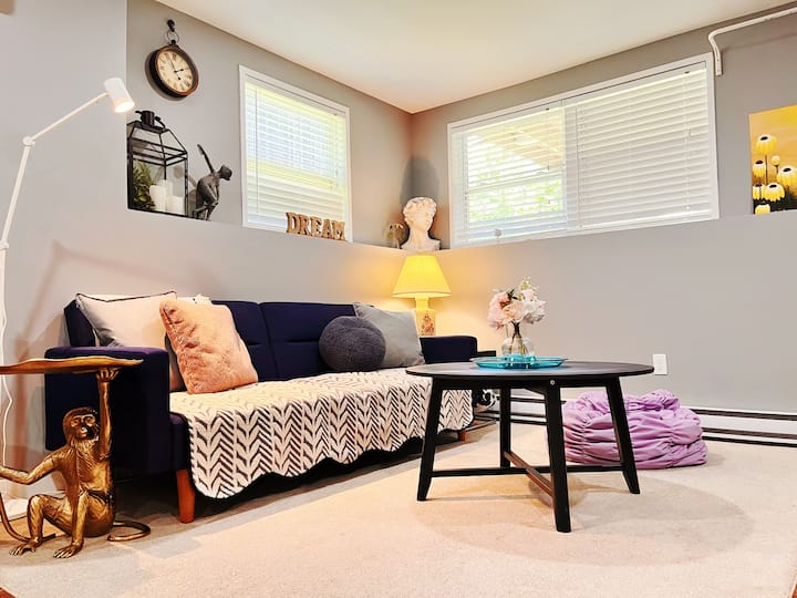 Private Basement•sleep 3•kids Space•free Parking - Bedford